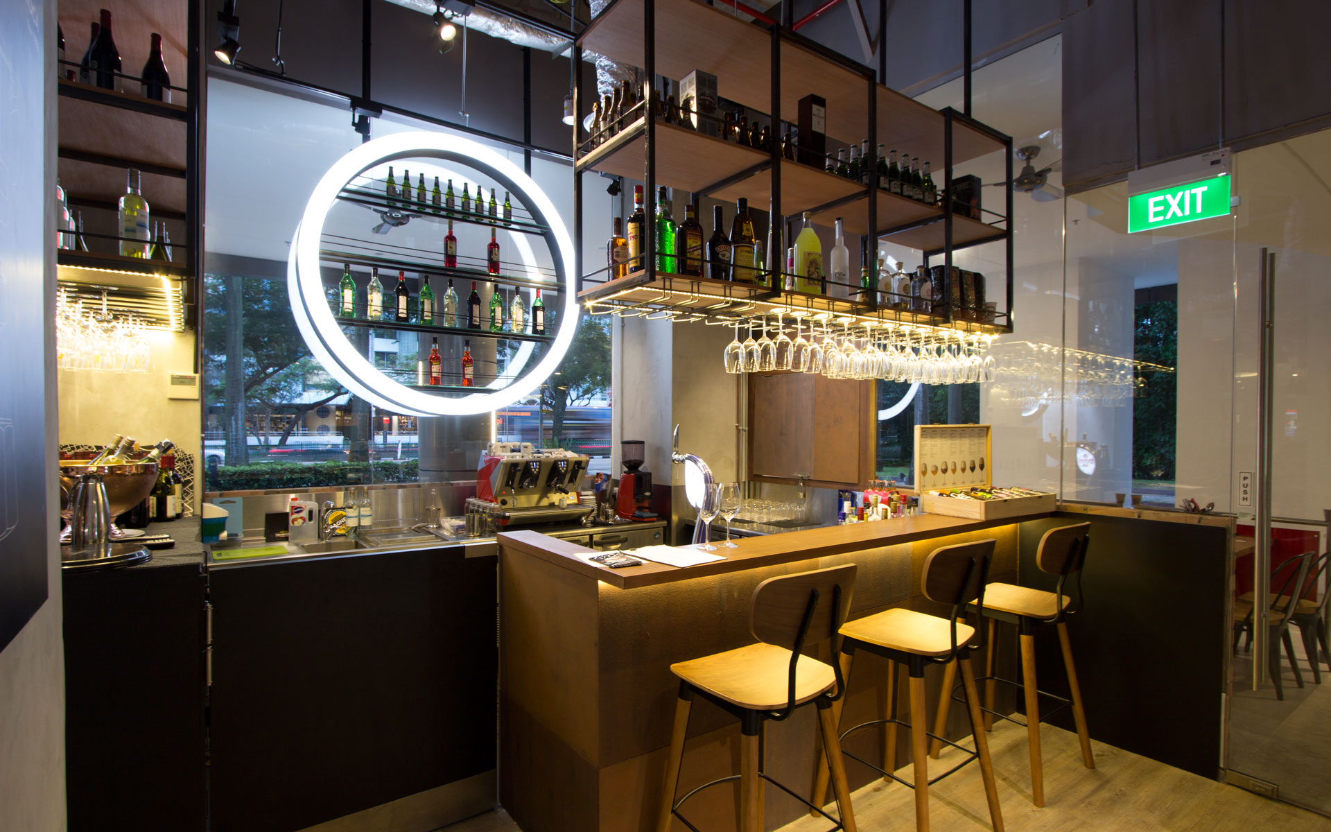 2it & drink – Kelvin Frank Reid